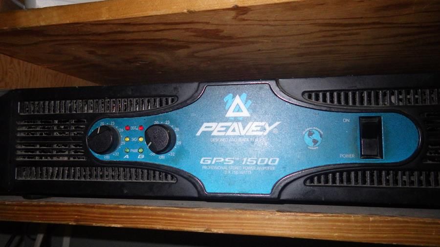Peavey professional GPS 1500 High fidelity high power amplifier 2 x 750 ...