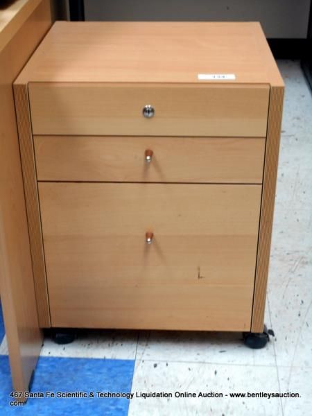 3 DRAWER ROLL R ROUND FILE CABINET