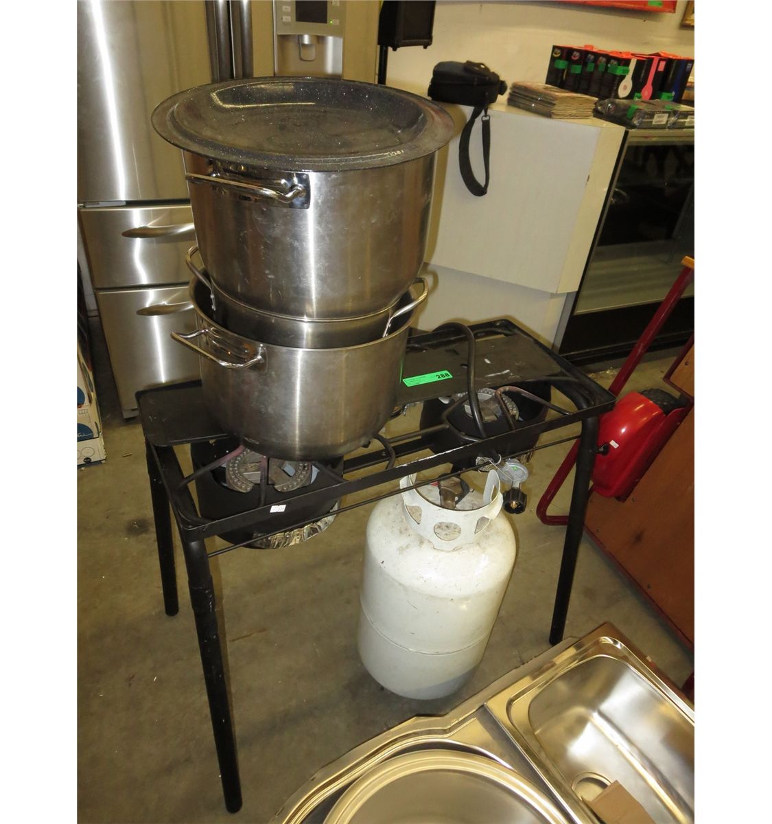 Double burner propane stove w/ boiler pots