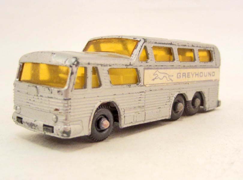1970'S MATCHBOX NO 66 GREYHOUND COACH BUS TOY CAR