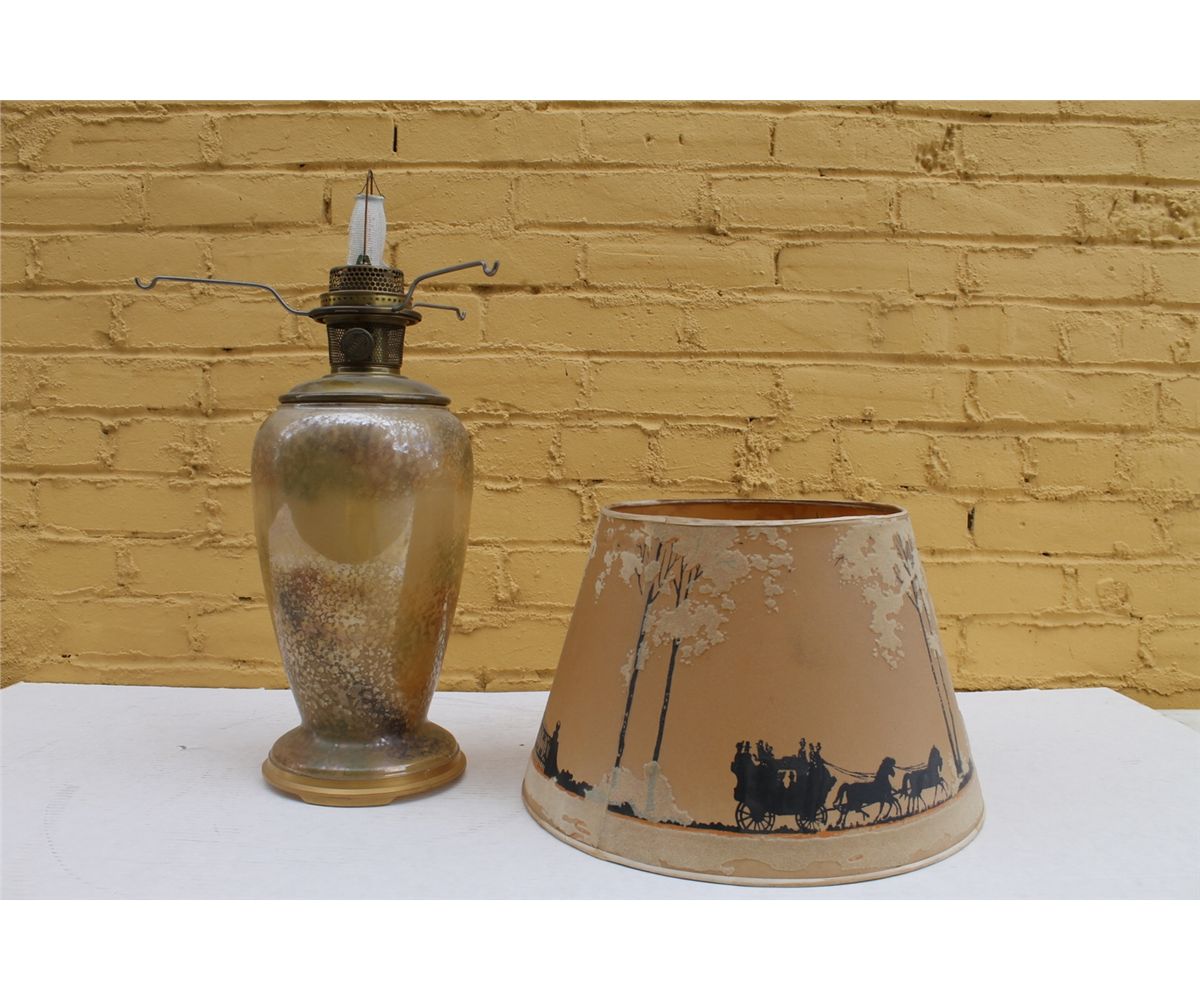 Aladdin Variegated Vase Lamp Model 12 w/Original Whip-A-Light Shade