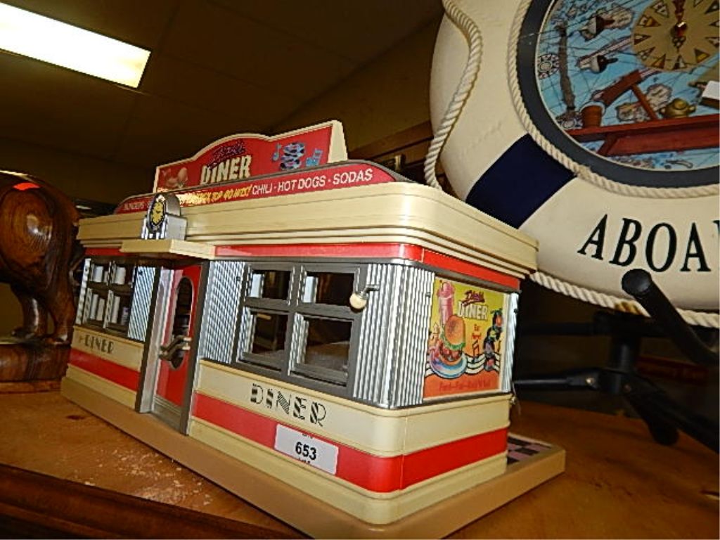 VINTAGE DIXIE TOY DINER
