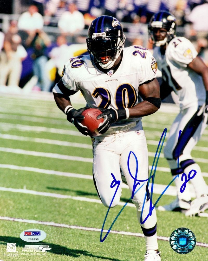 Ed Reed Signed Ravens 8x10 Photo (PSA COA)