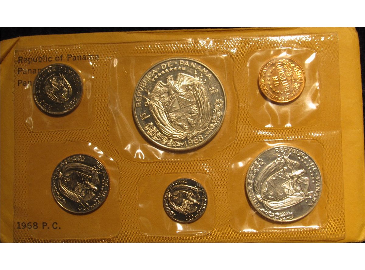 73. 1968 Silver Panama Proof Set in Original envelope and cellophane ...