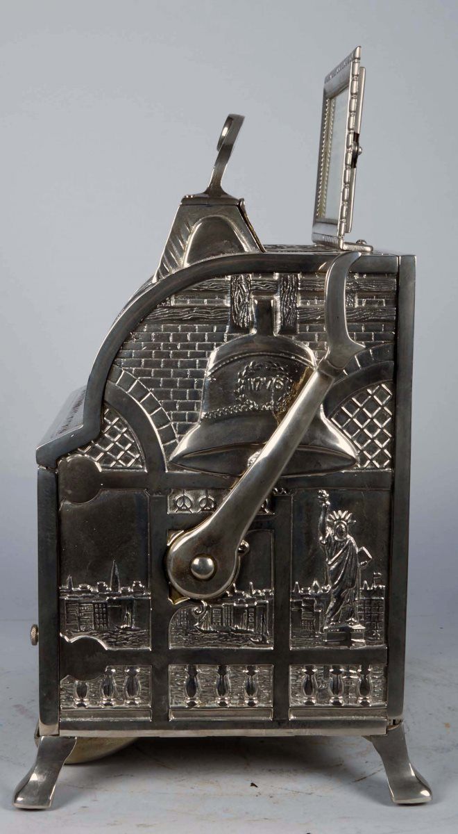 5 ¢ Mills Operator's Bell Iron Case Slot Machine.