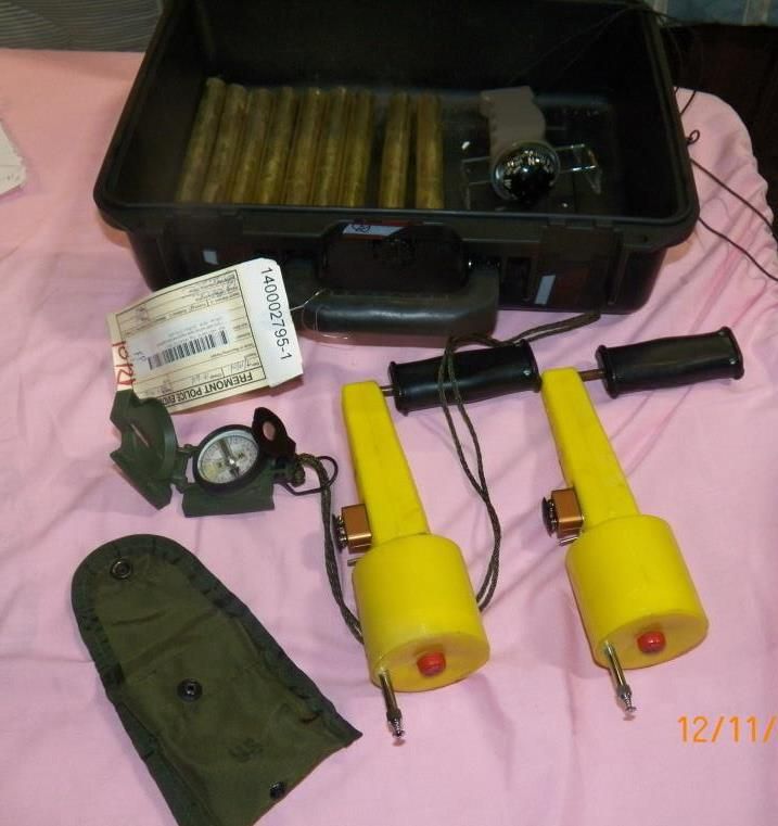 Electronic dowsing rods