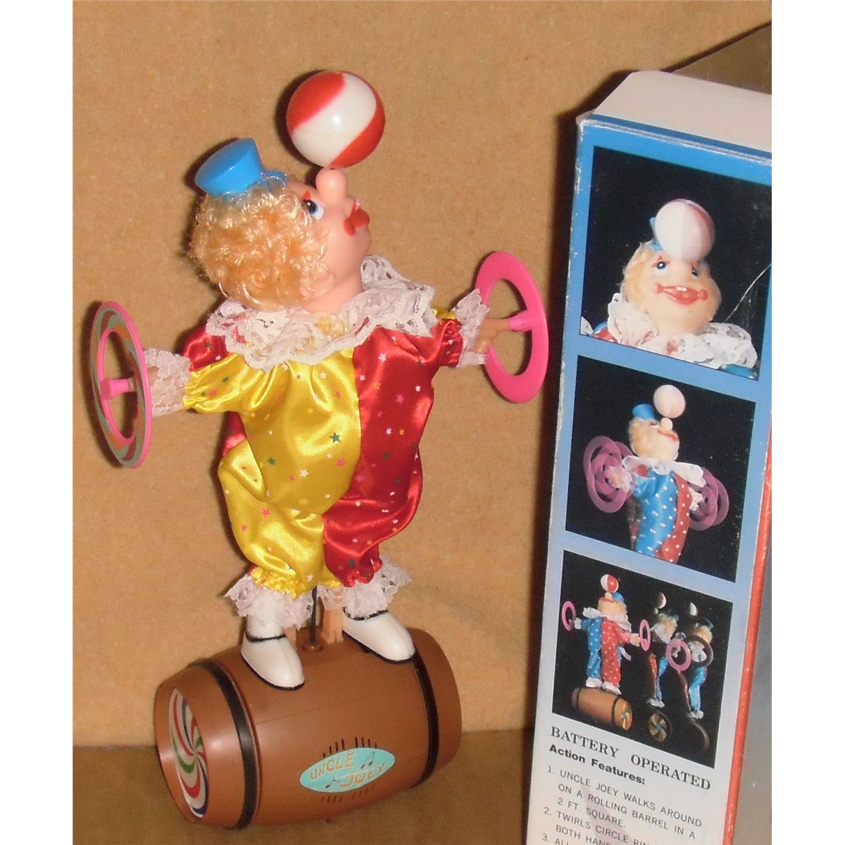 Uncle Joey 1980's with batteries working musical clown advances ...