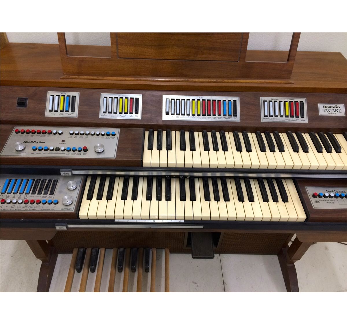 Baldwin Organ for Donation