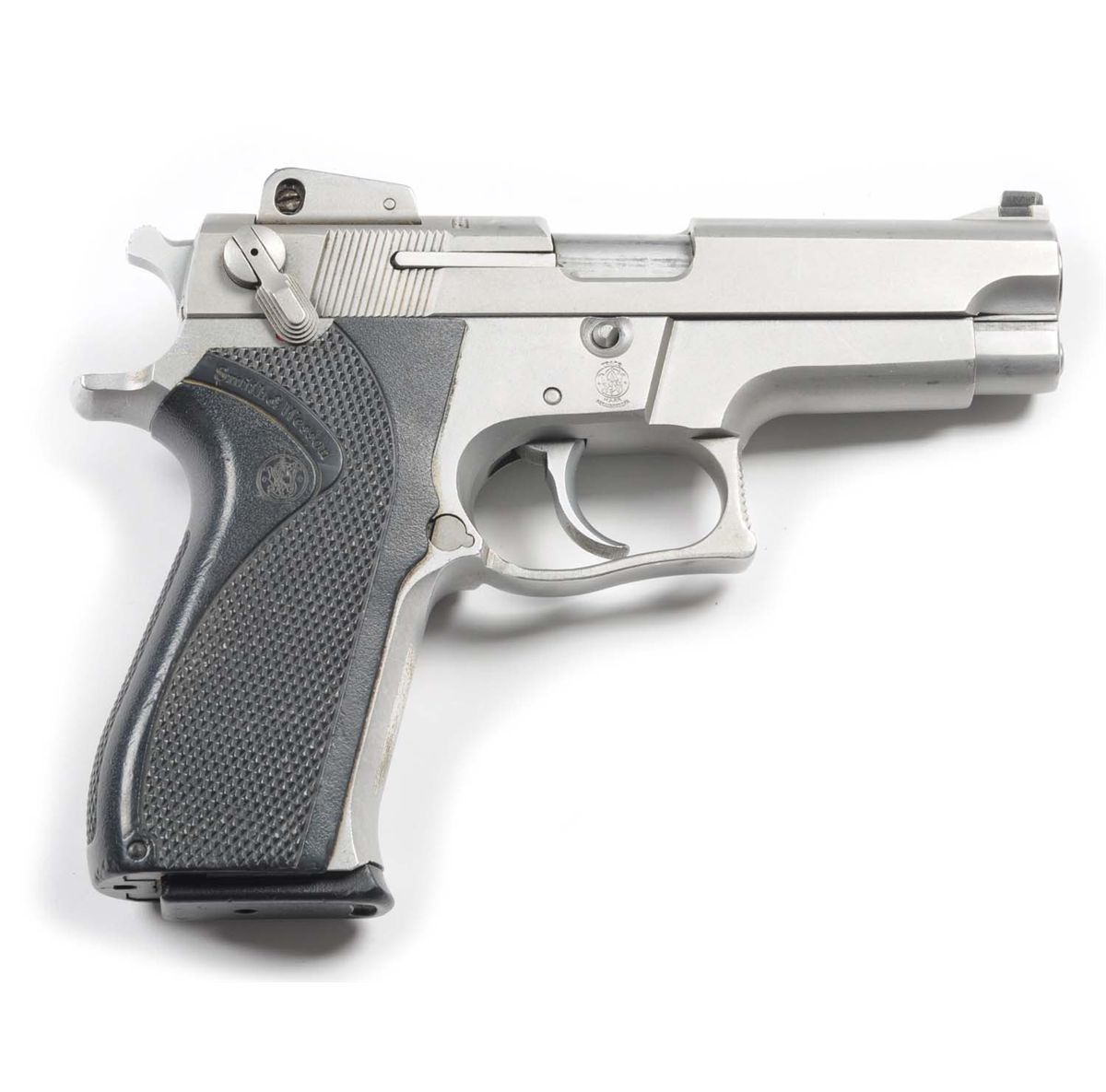 S&W Model 5906 Semi-Automatic Pistol.**