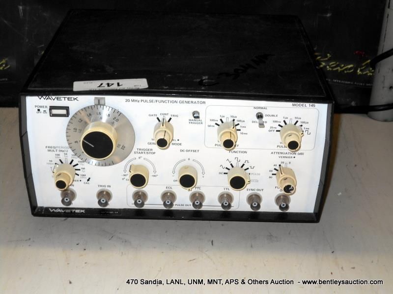 WAVETEK 145 PULSE GENERATOR