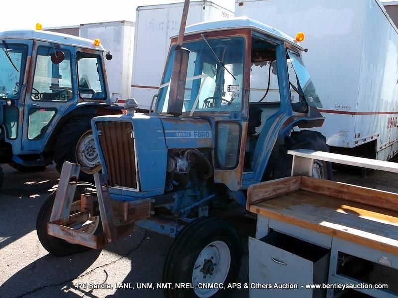 FORD 4600 UTILITY TRACTOR MODEL: DA2140, S/N: C610715 NO KEYS NO TITLE