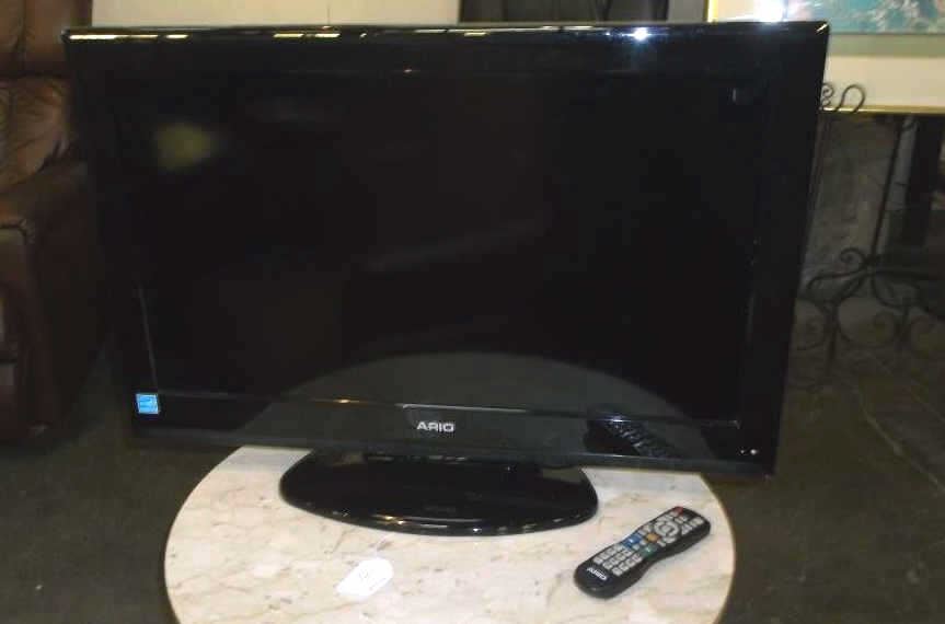 32" Color Ario TV With Remote