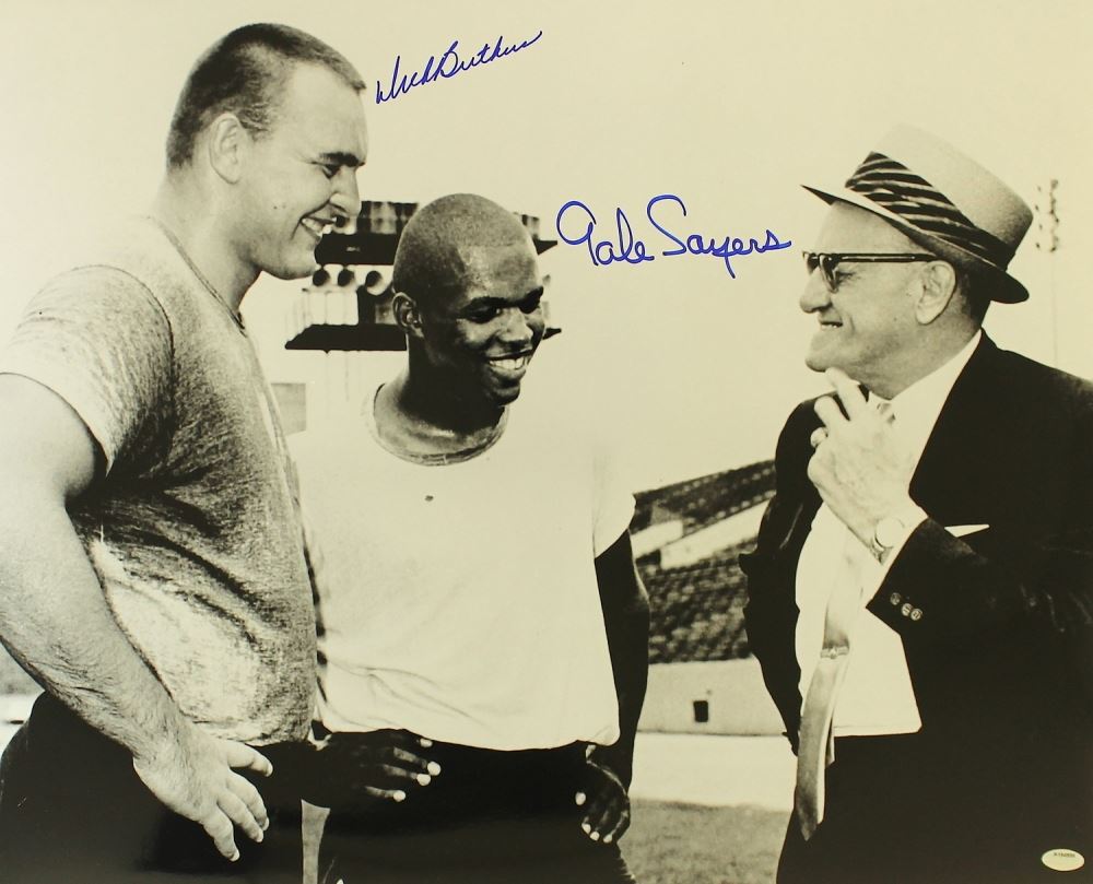 Dick Butkus & Gale Sayers Signed Chicago Bears 16x20 Photo w/George ...