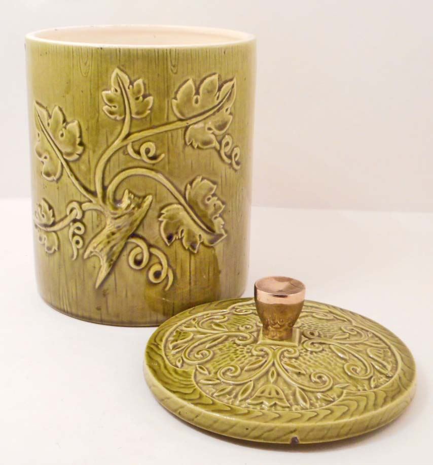 VINTAGE TREASURE CRAFT COOKIE JAR