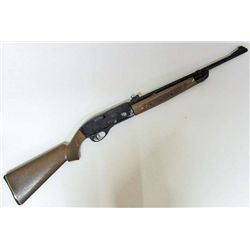 C. 1975 VINTAGE CROSMAN MODEL 766 BB REPEATER RIFLE