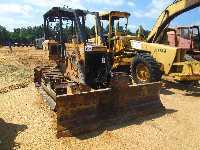 CASE 550G LT CRAWLER TRACTOR, S/N JJG0255464, 6 WAY BLADE, CANOPY, SWEEPS