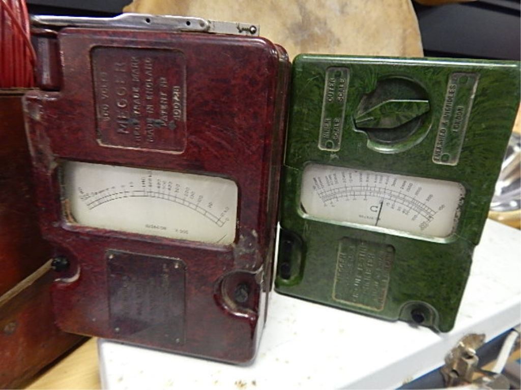 VINTAGE MEGGER METER & CIRCUIT TESTING OHMETER IN CASE