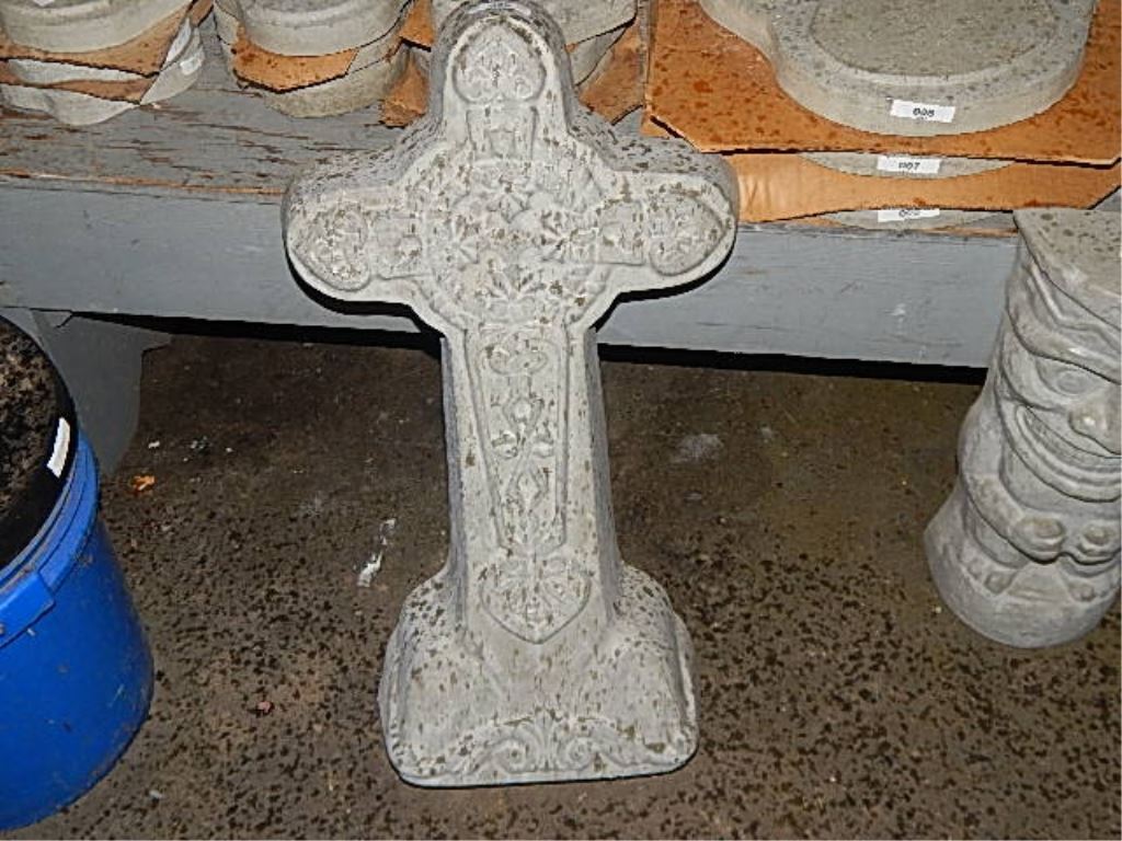 CONCRETE - CROSS - LARGE
