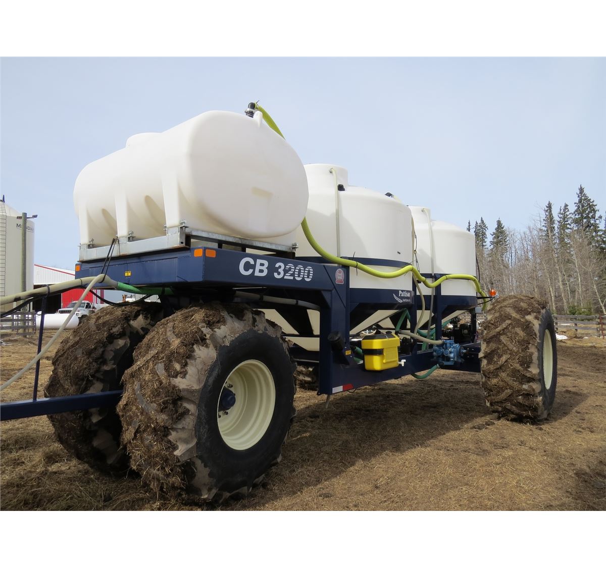 PATTISON CB 3200 GALLON LIQUID FERTILIZER WAGON C/W 3 COMPARTMENT TANKS
