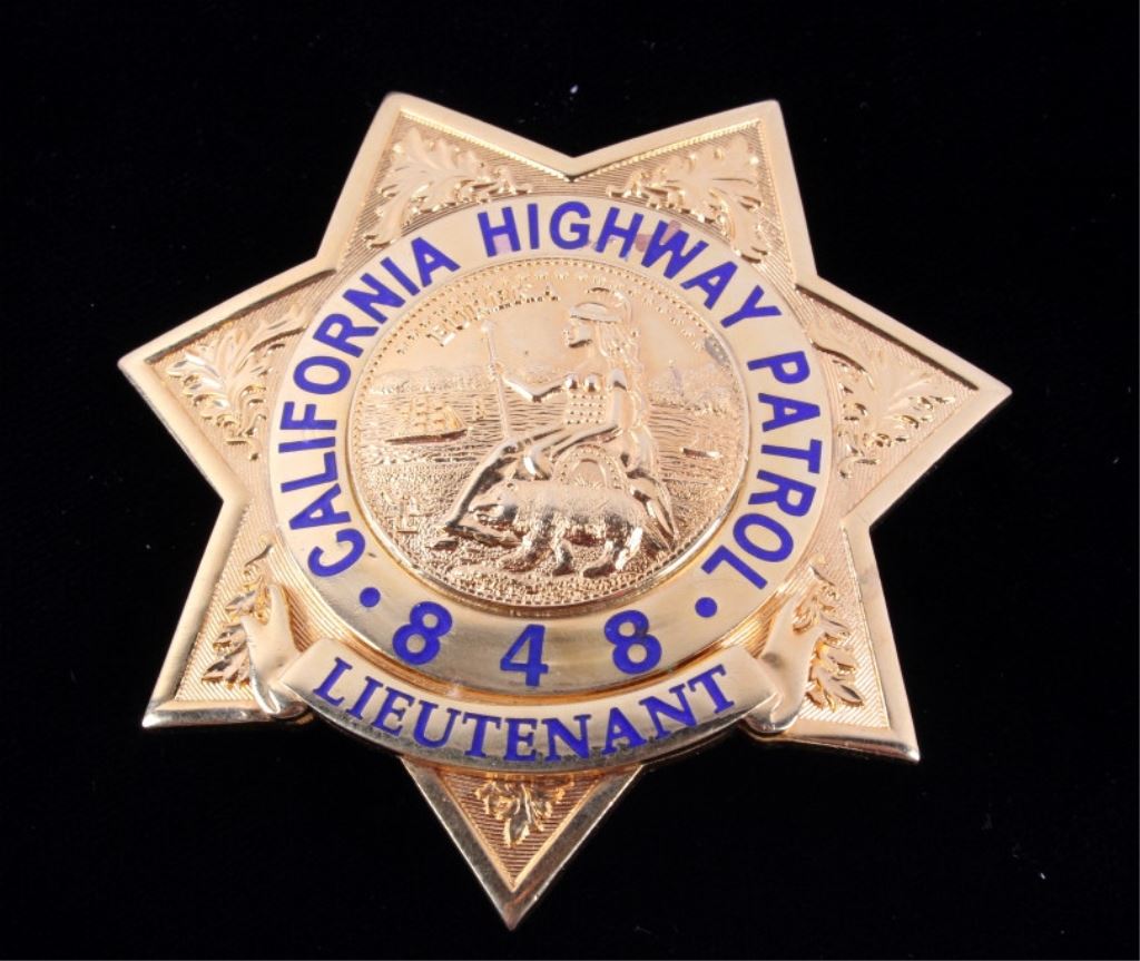 California Highway Patrol Lieutenant Badge This is