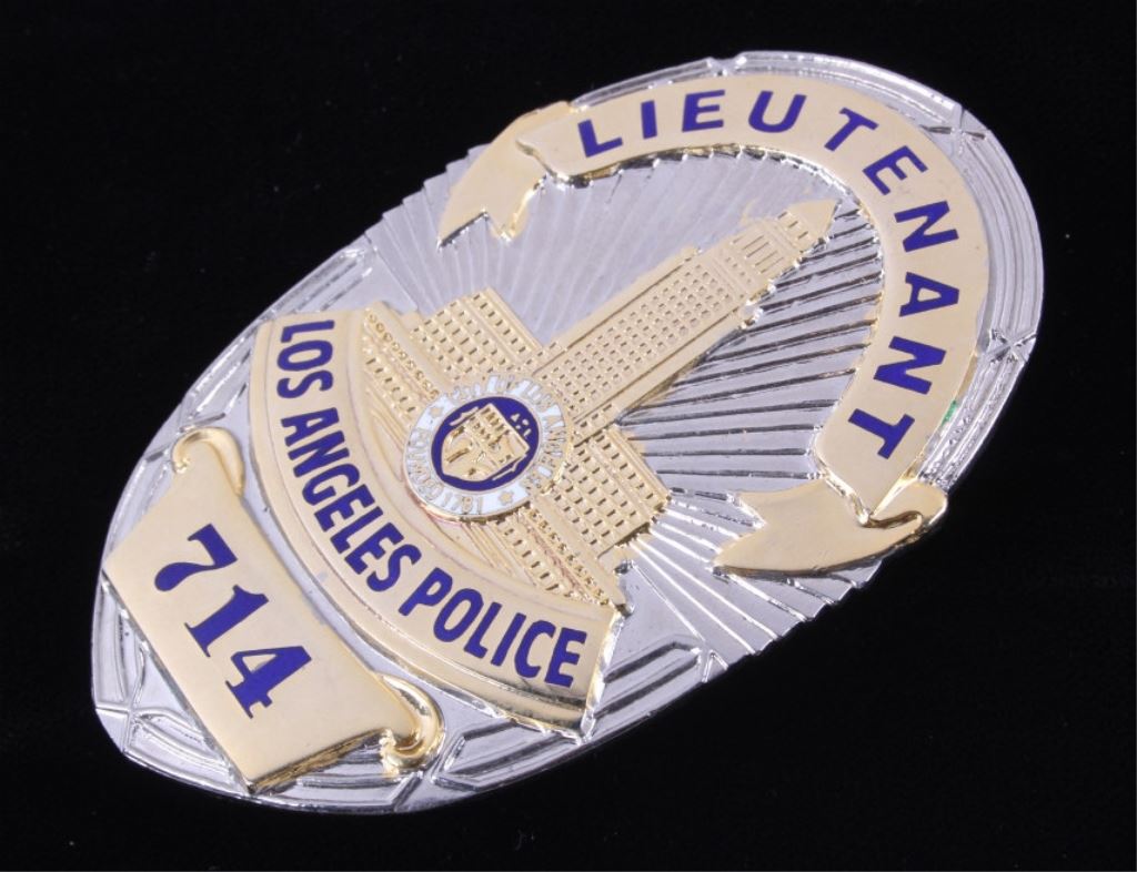 Los Angeles Lieutenant Police Badge Dragnet This i
