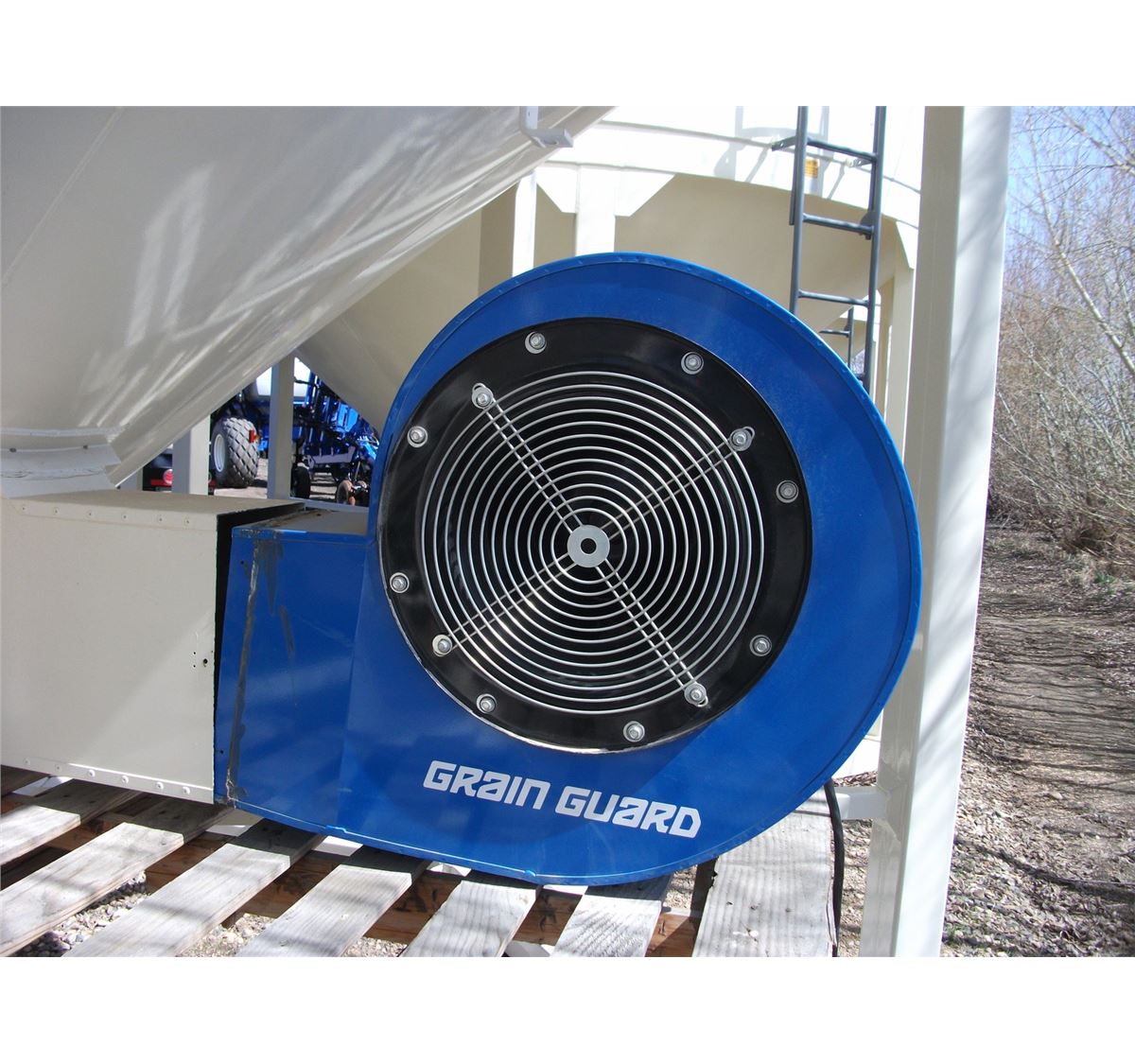 GRAIN GUARD AERATION FAN