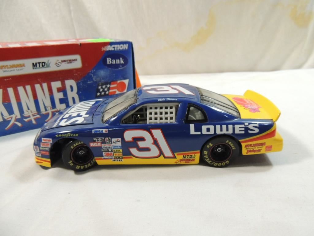 ACTION RACING MIKE SKINNER #31 LOWES BANK CAR