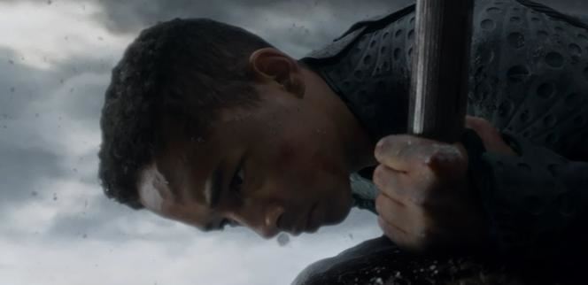 After Earth Movie Jaden Smith Screen Used Cutlass Ursa CGI PROP Stand ...