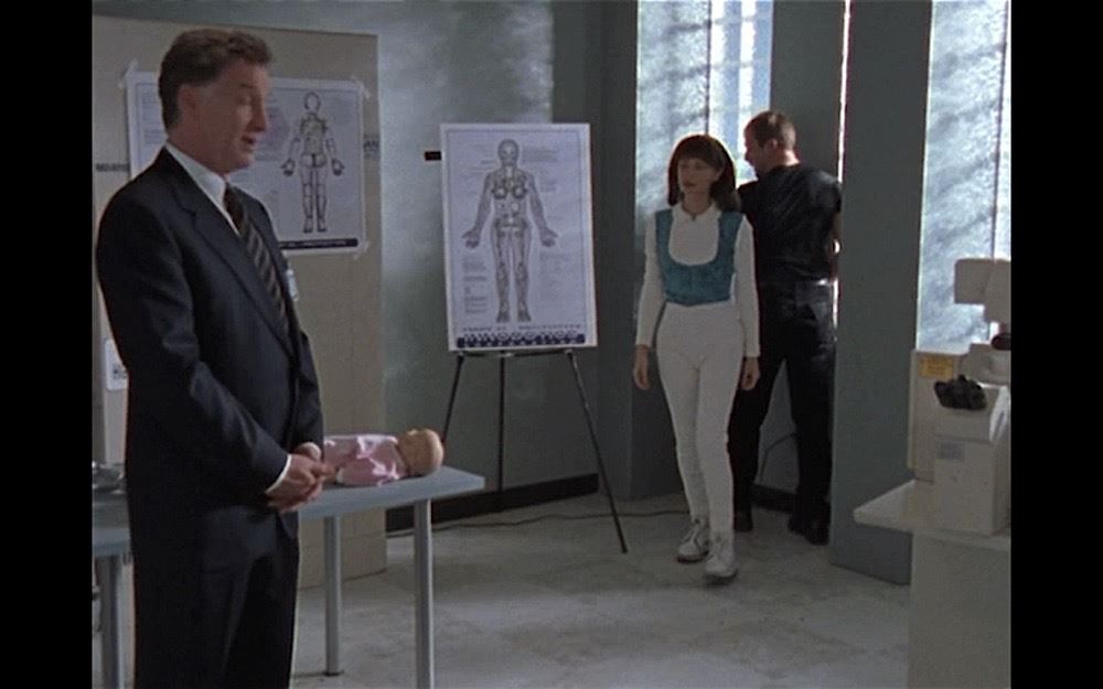 Outer Limits, The (TV) - Mary 25's Outfit (Sofia Shinas)