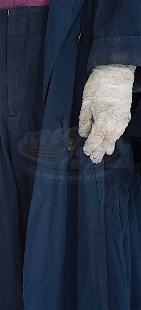 Darkman - Darkman's Signature Costume