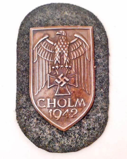 GERMAN NAZI CHOLM SHIELD W/ GREEN WOOL BACKING