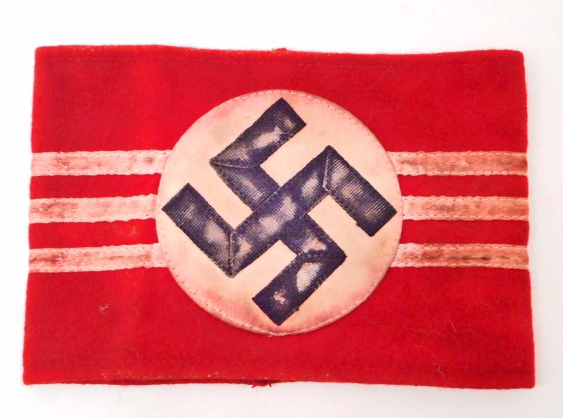 GERMAN NAZI POLITICAL HIGH LEADER SWASTIKA ARM BAND