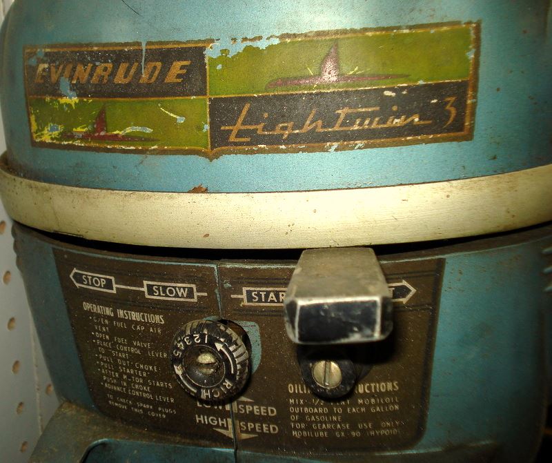 Evinrude Lightwin outboard 3HP motor, 1952-1954 - serial number 3012 ...