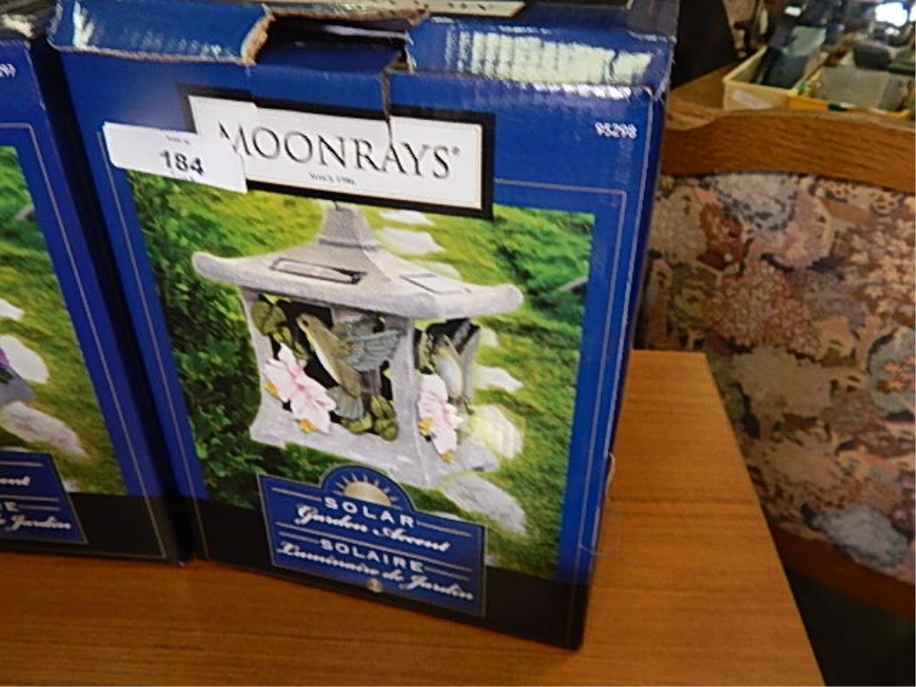 MOON RAY SOLAR LIGHTS - BLUE JAY