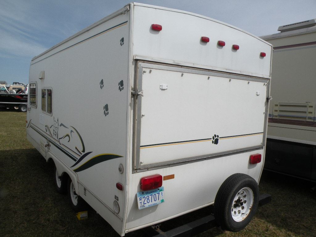 2000 Bobcat 18 ft camper trailer SN#-4YDT2022XY8026915