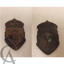 WW2 Canada General Service Pin numbered 425497 (worn enamel)
