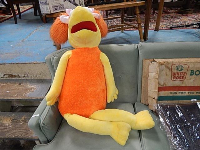 LARGE BIRD STUFFY & DOG STUFFY