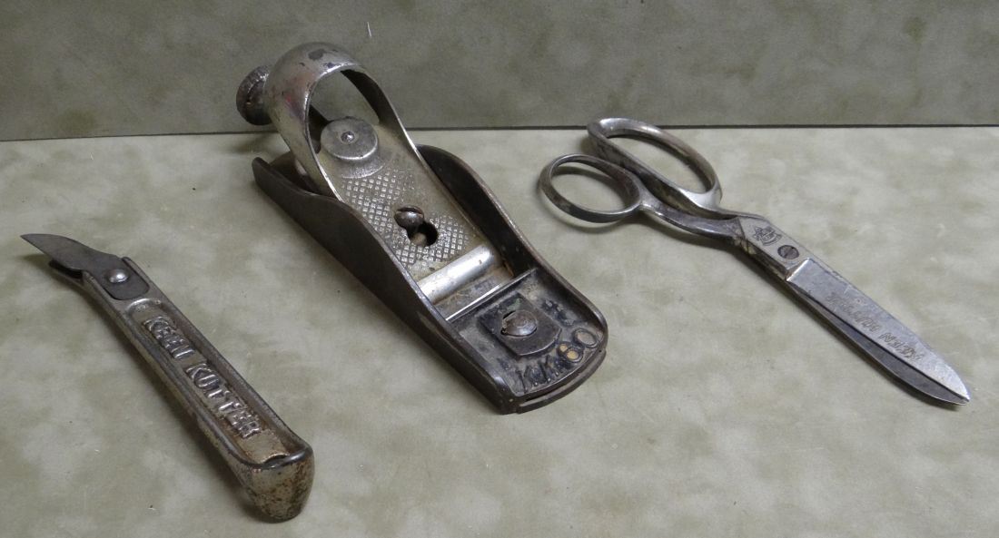 3 Keen Kutter small tools, scissors, edger knife, hand plane