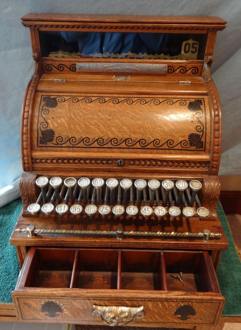 National Cash Register, oak, Model 33, sn 77328, very fancy