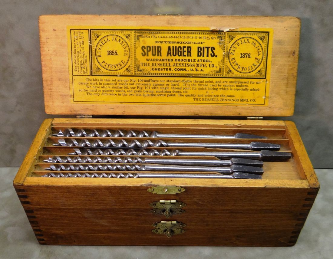 Spur Auger wood bit set, in orig. wooden case, 13 bits