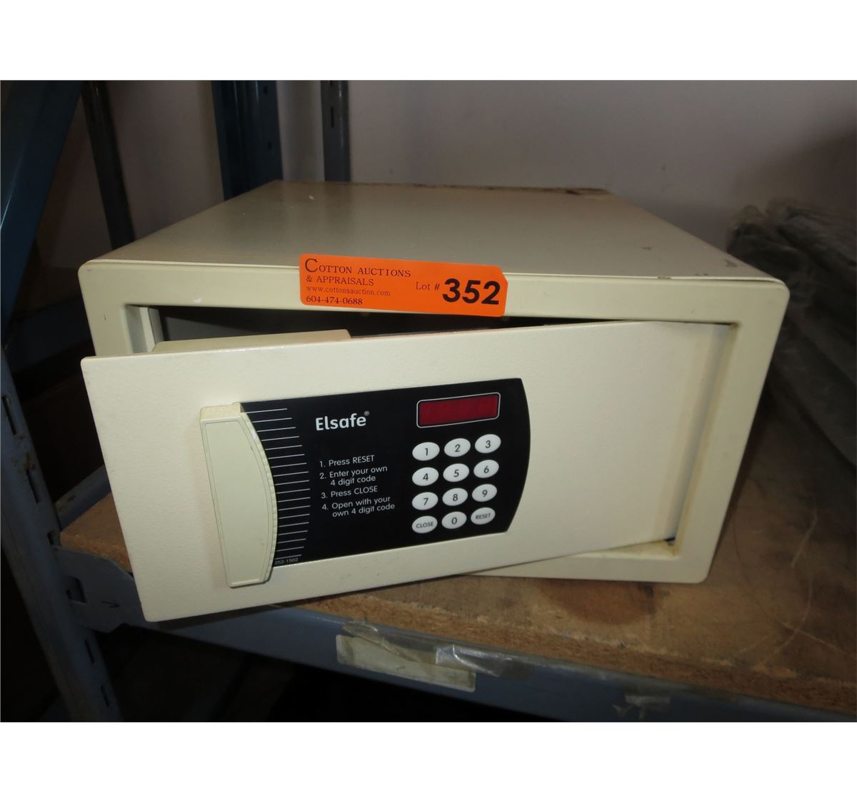Elsafe electronic hotel safe - used