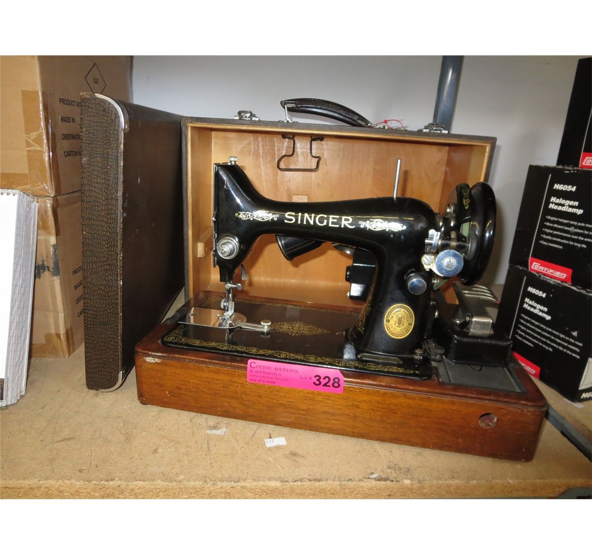 Vintage portable Singer Sewing machine