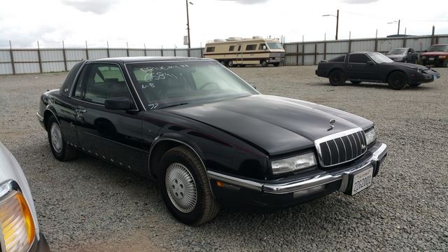 92 Buick Riviera 2 Dr STD Coupe - T - DRIVE MC KK