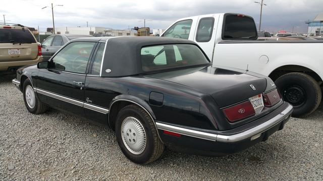 92 Buick Riviera 2 Dr STD Coupe - T - DRIVE MC KK