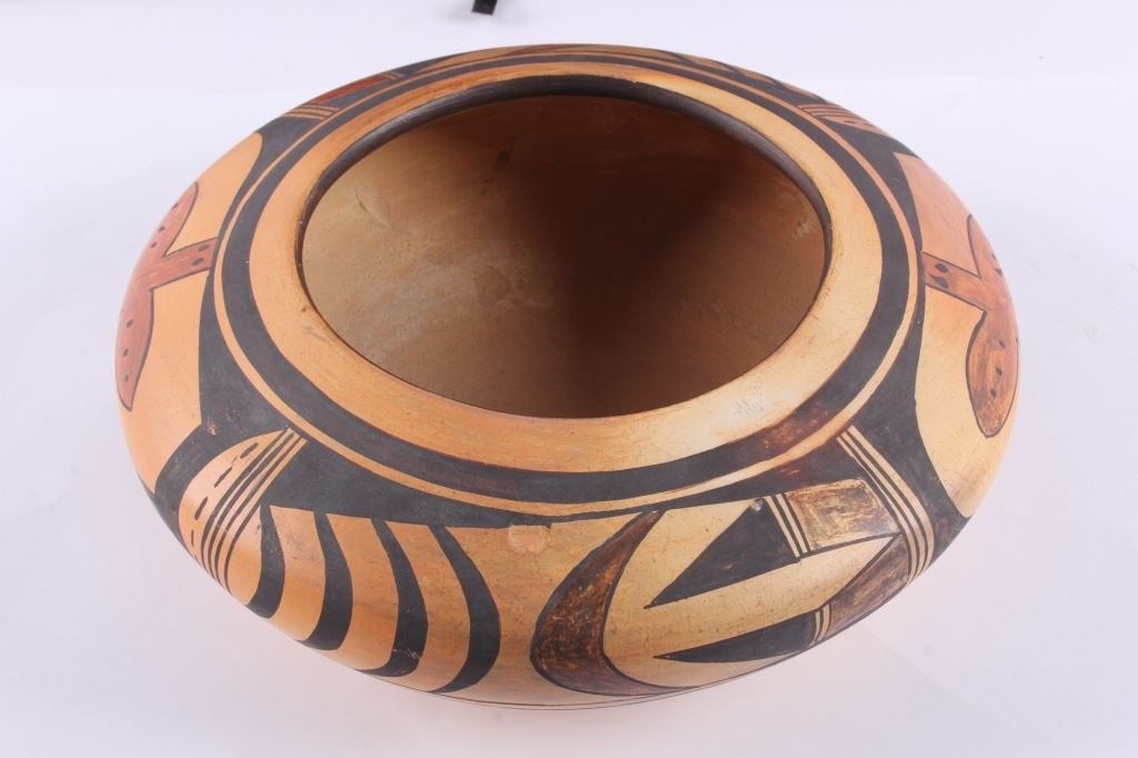 Hopi Pottery Vessel by Frog Woman Paqua Naha