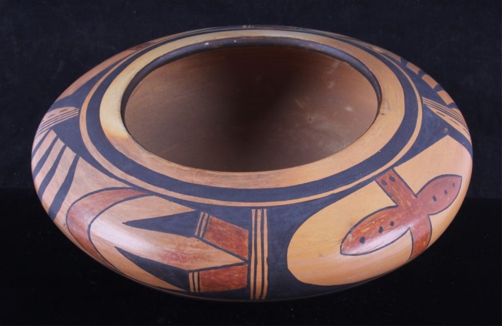 Hopi Pottery Vessel by Frog Woman Paqua Naha