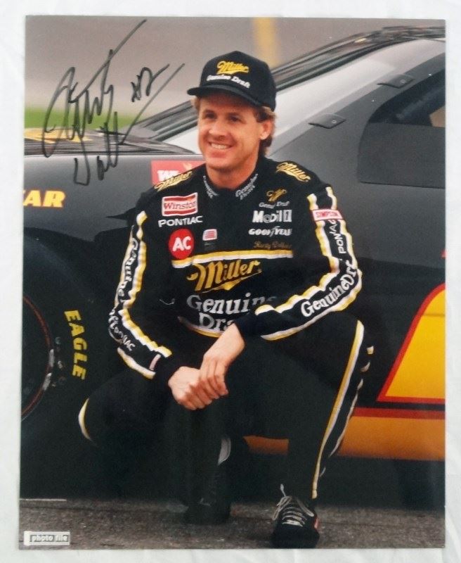 RUSTY WALLACE AUTOGRAPHED 8X10 NASCAR MILLER GENUINE DRAFT PHOTO