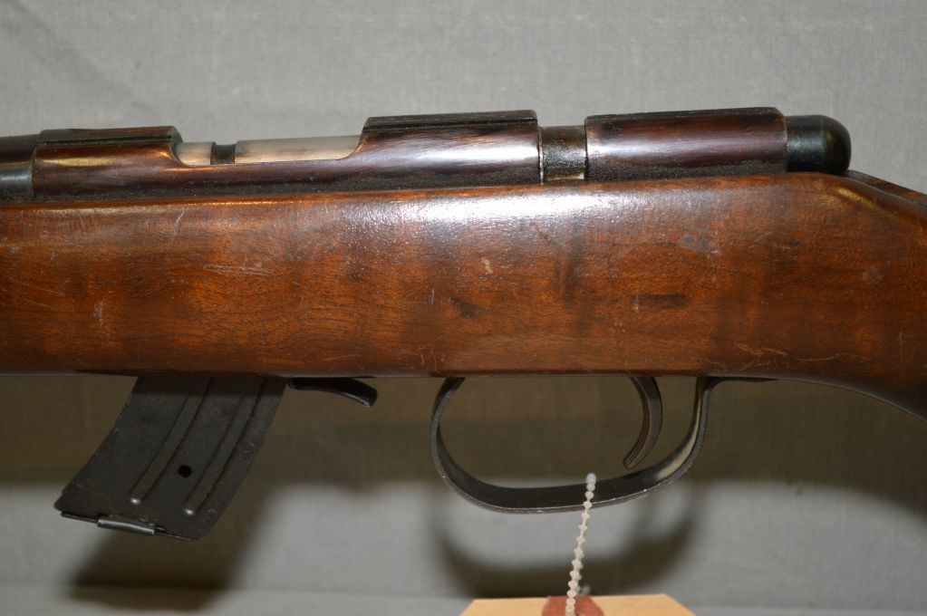 C.I.L. Mod 171 .22 LR cal Mag Fed Bolt Action Rifle w/ 21" bbl [ blue ...