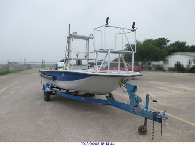 1988 - BAY HAWK BOAT