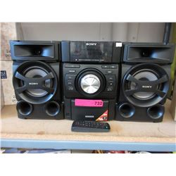 Sony compact home stereo system with remote